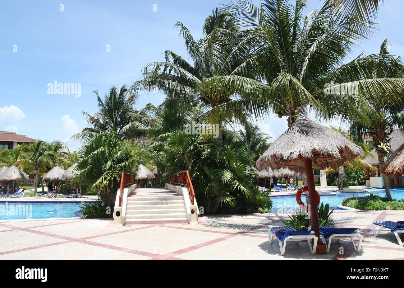Relaxing in tropical resort hi-res stock photography and images - Alamy