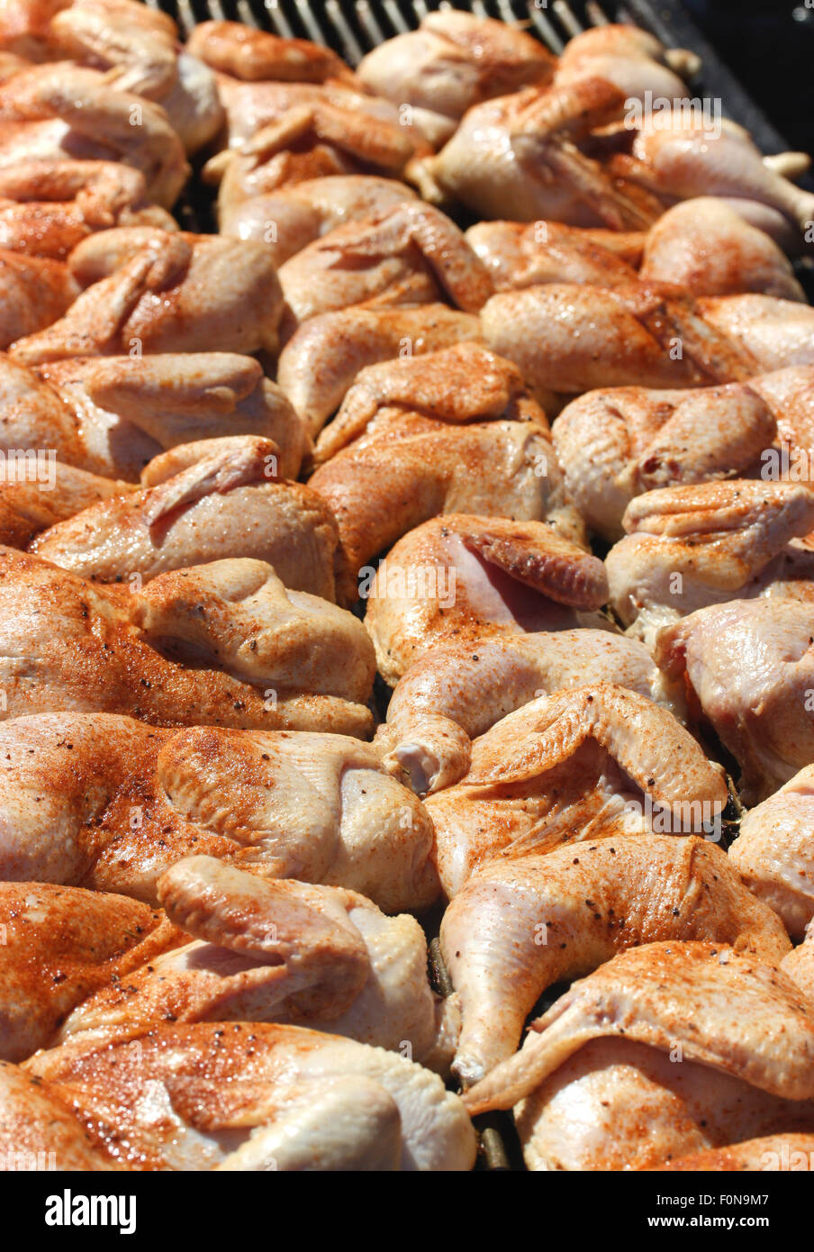 Open fire grilled chicken hi-res stock photography and images - Alamy