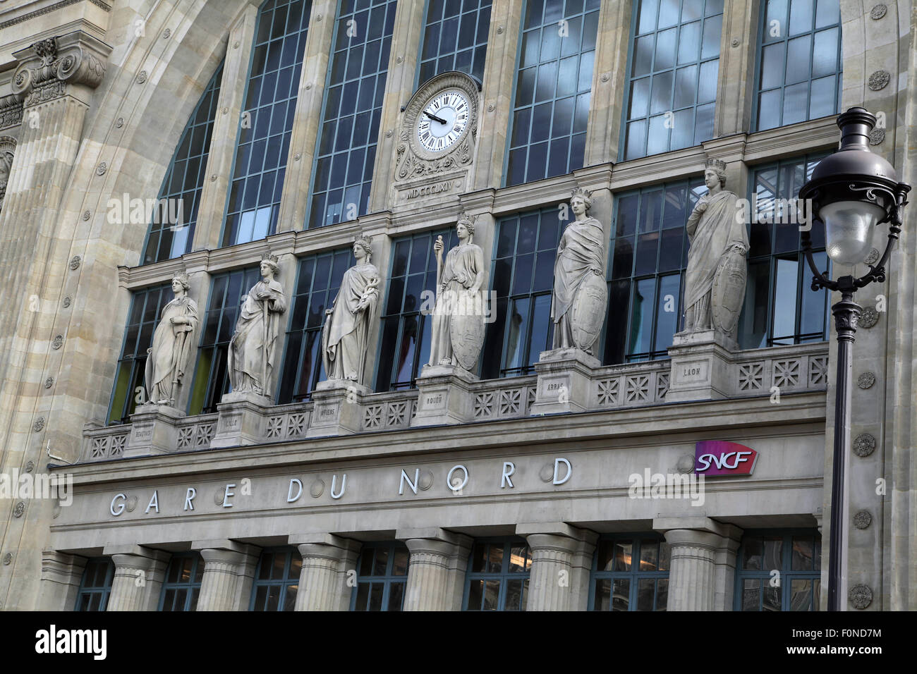 Gare du Nord train station Paris France Stock Photo - Alamy