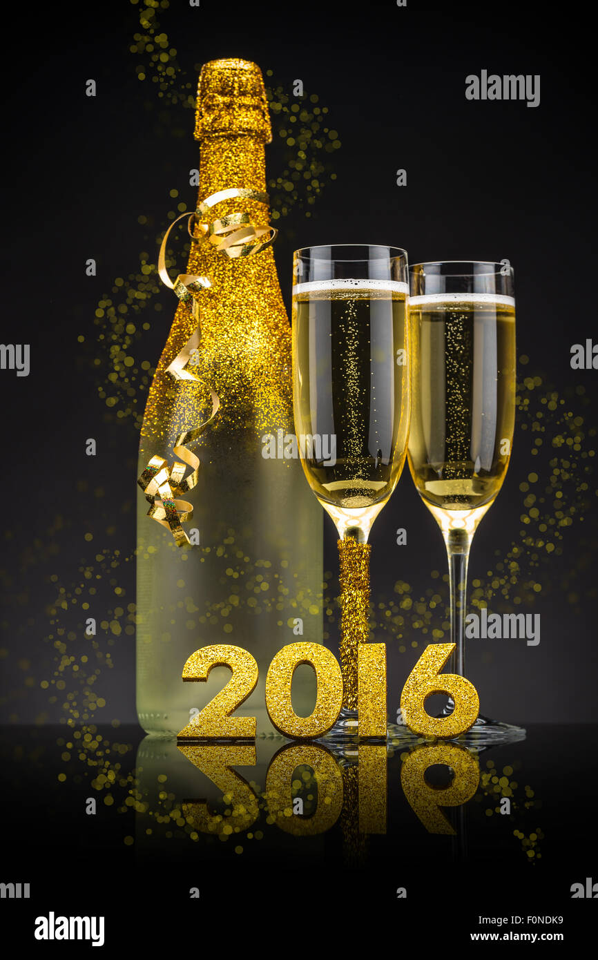 2016 years hi-res stock photography and images - Alamy