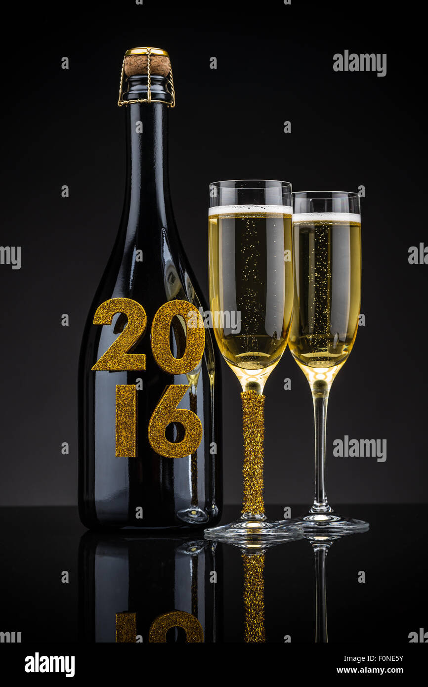 2016 years hi-res stock photography and images - Alamy