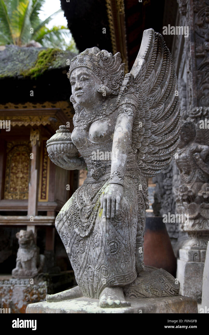 Statues in Balinese temples Stock Photo - Alamy