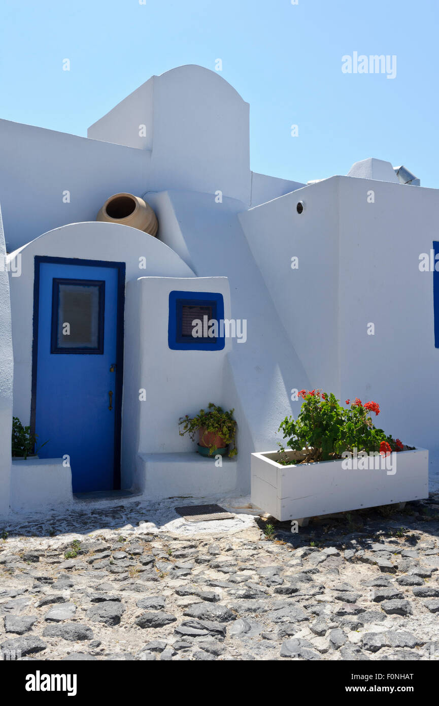 A typical whitewash building in Santorini, Greece Stock Photo - Alamy