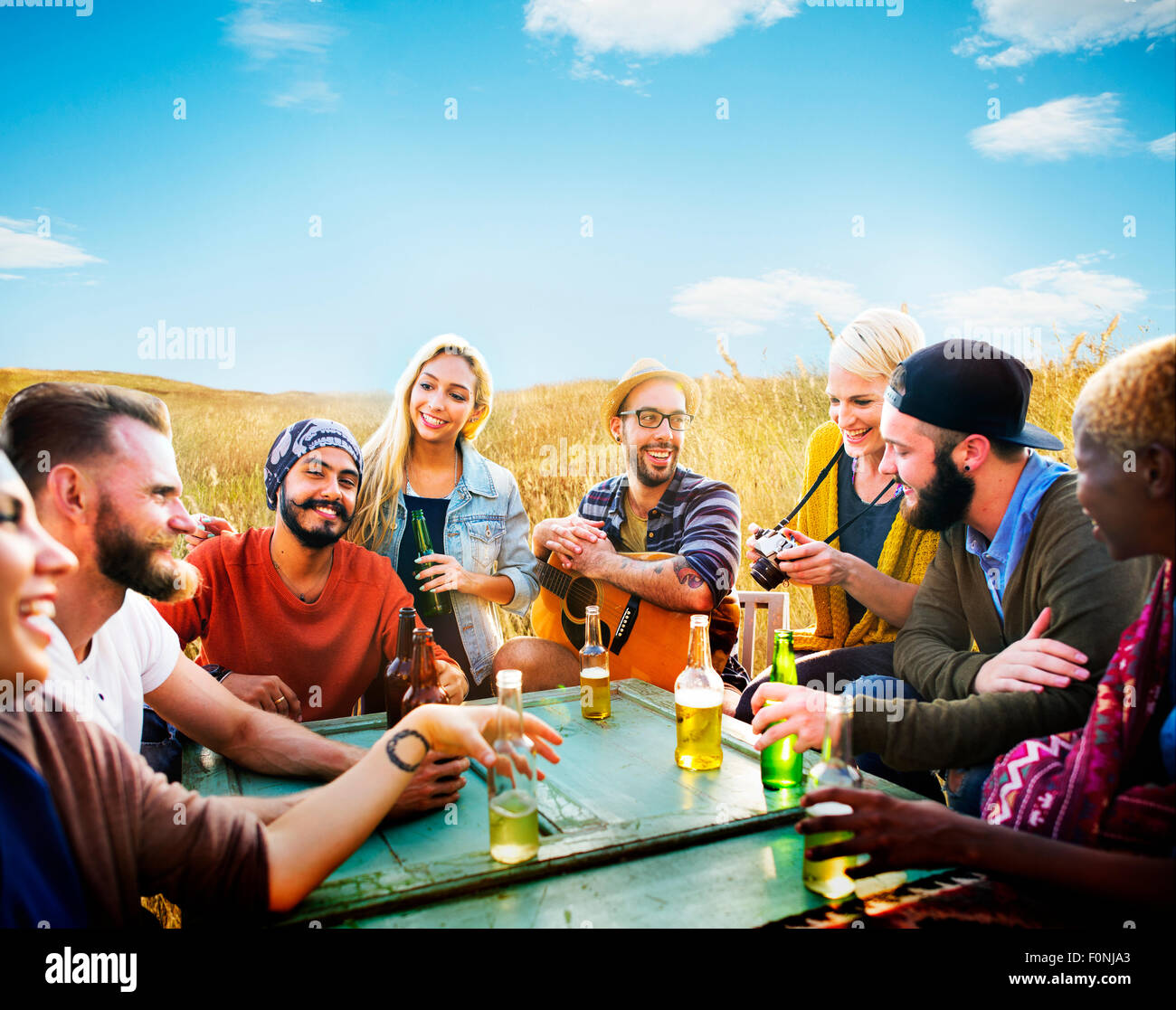 Diverse friends guitar hi-res stock photography and images - Alamy