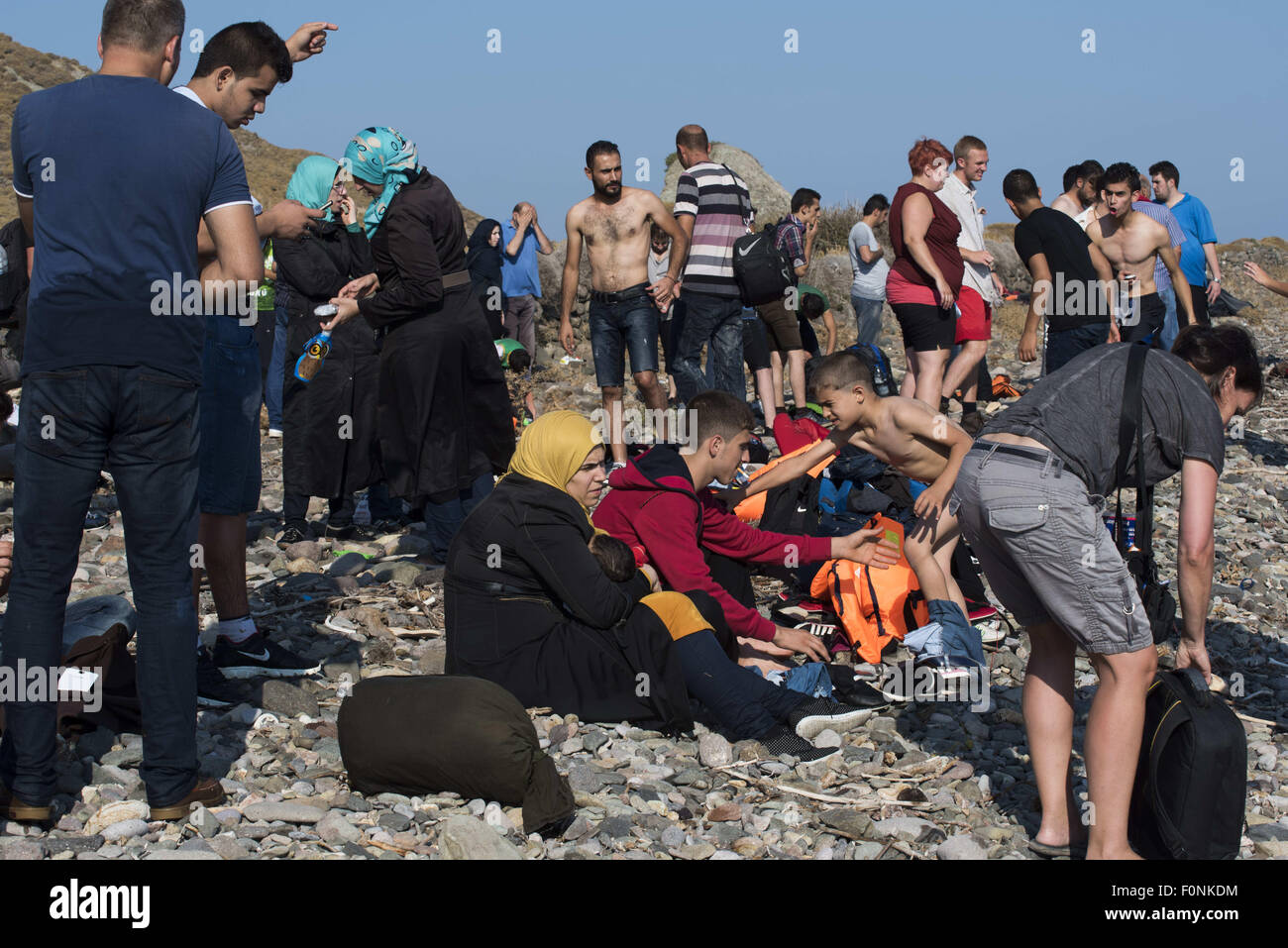 Syrian refugees greece beach hi-res stock photography and images - Alamy