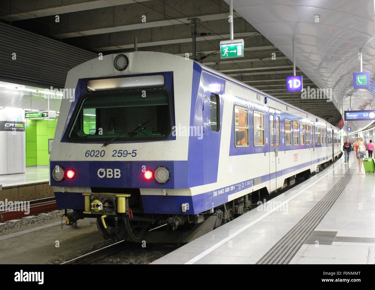 Obb electric multiple unit (emu) train at a platform in Vienna Airport ...