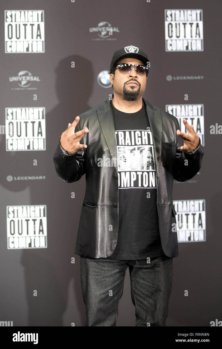 American rap hi-res stock photography and images - Alamy