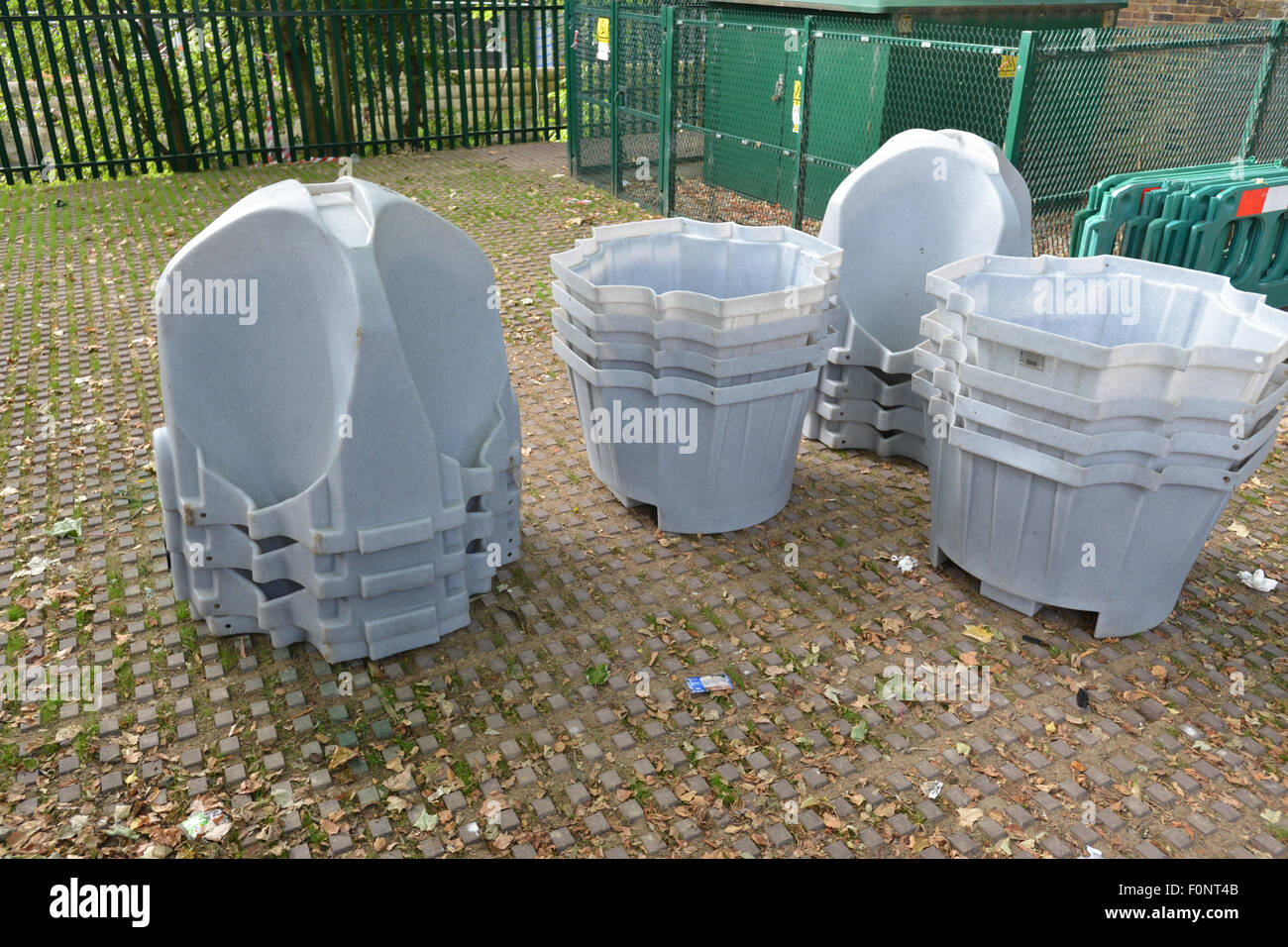 London urinals hi-res stock photography and images - Alamy