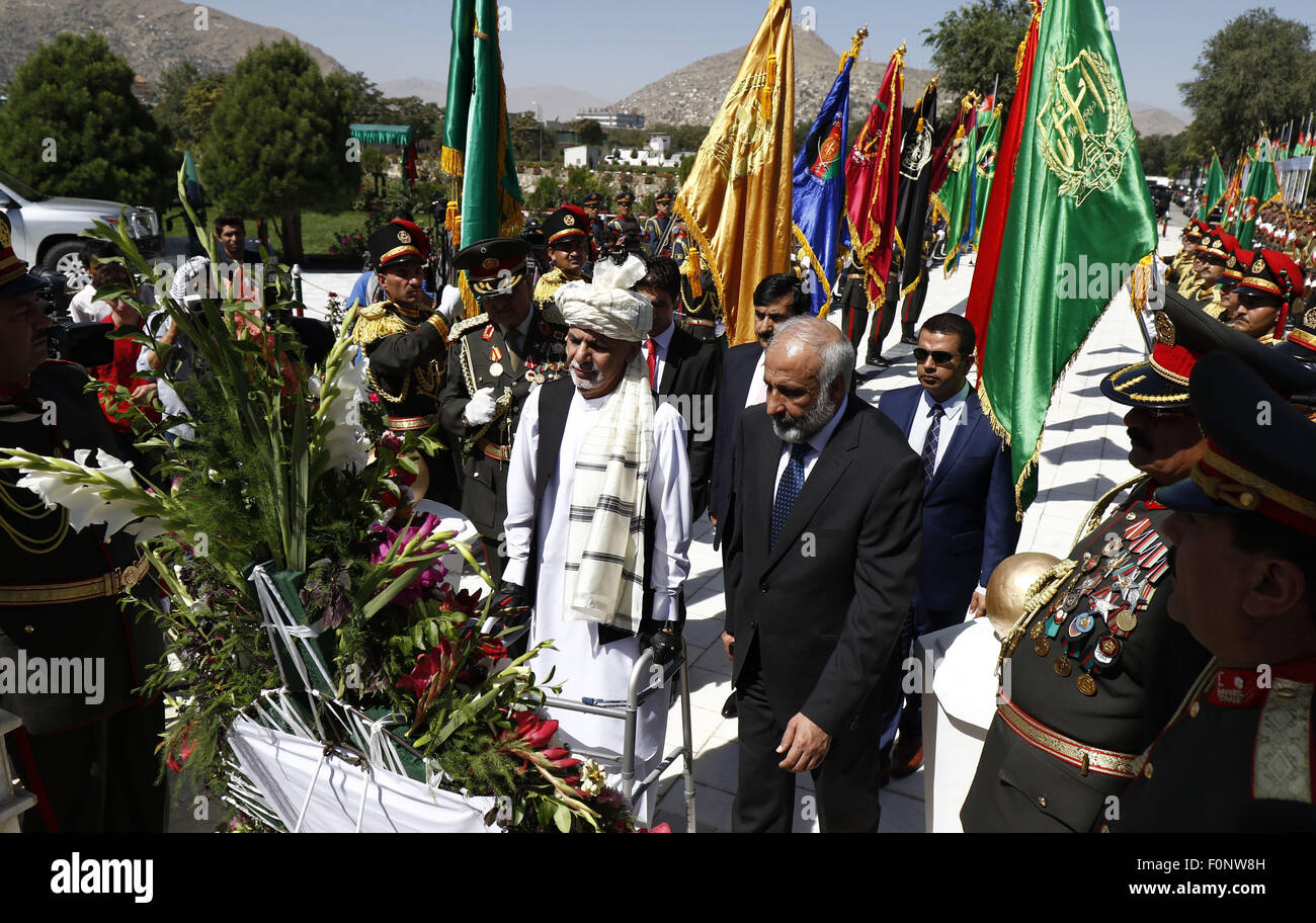 Kabul, Afghanistan. 19th Aug, 2015. Afghan President Ashraf Ghani (C ...