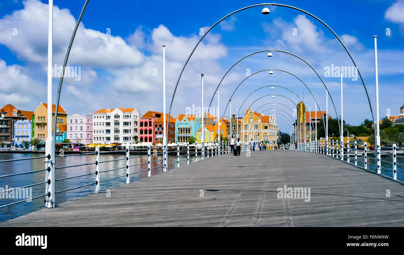 Curacao willemstad bridge hi-res stock photography and images - Alamy