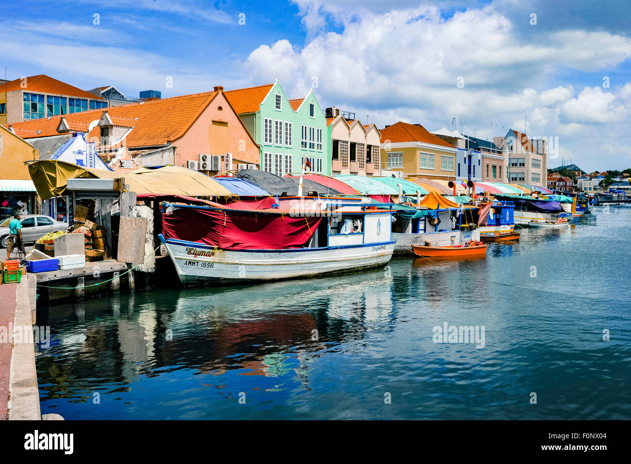 The Curacao floating market across Waaigat bay in Punda Stock Photo - Alamy