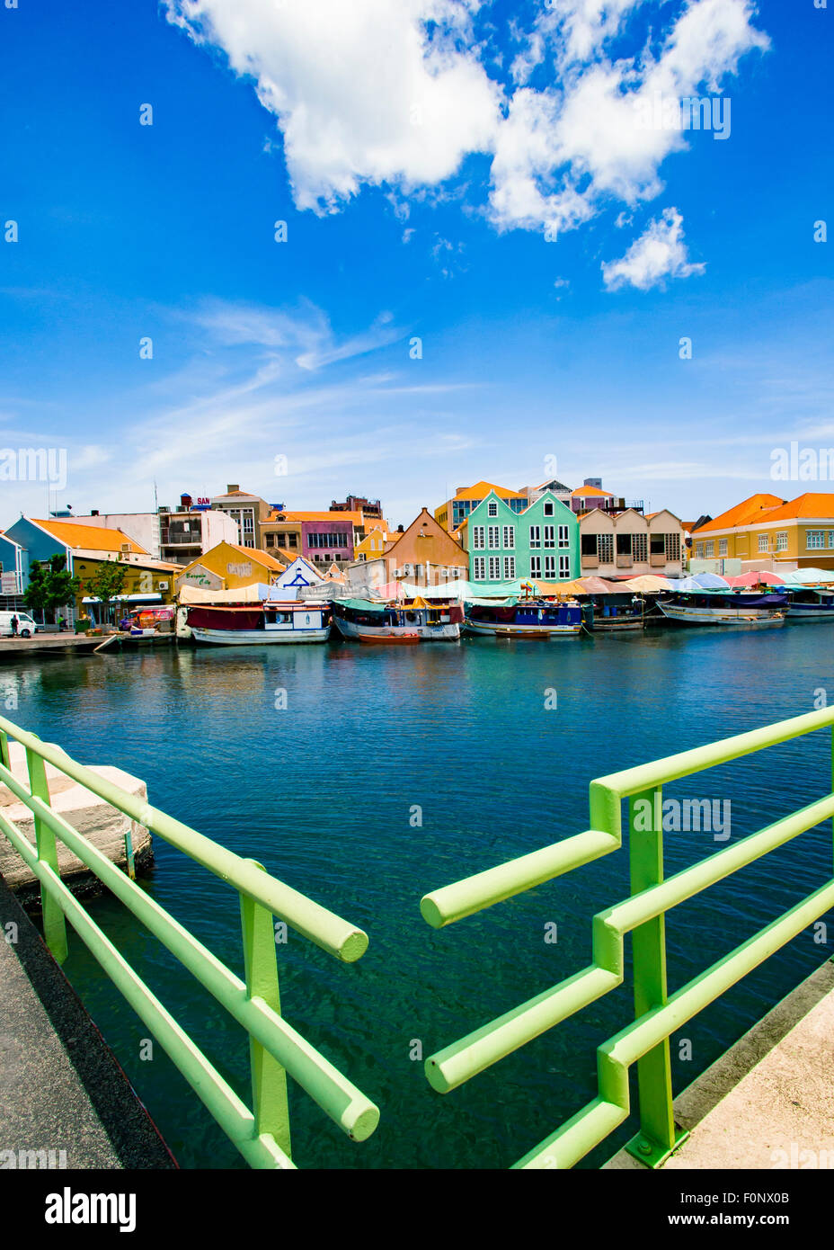 The Curacao floating market across Waaigat bay in Punda Stock Photo - Alamy