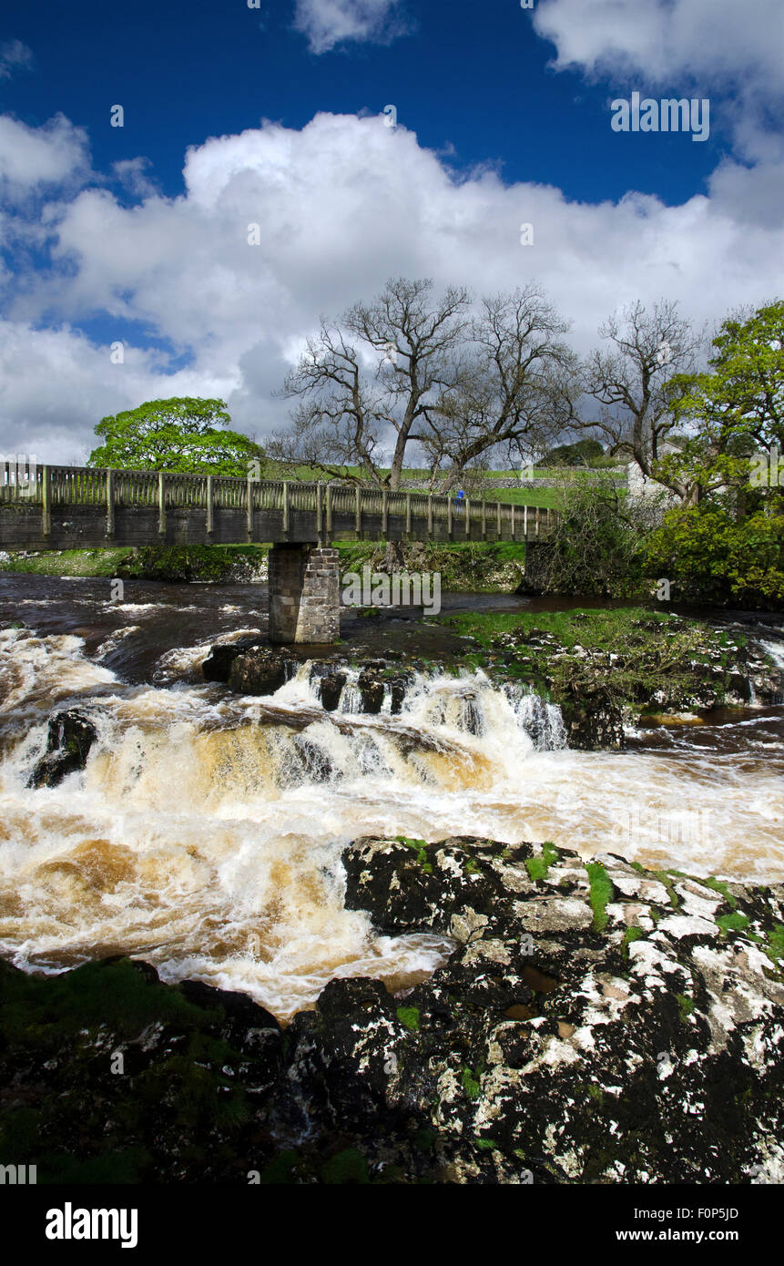 linton lower falls river wharfe north yorkshire Stock Photo - Alamy