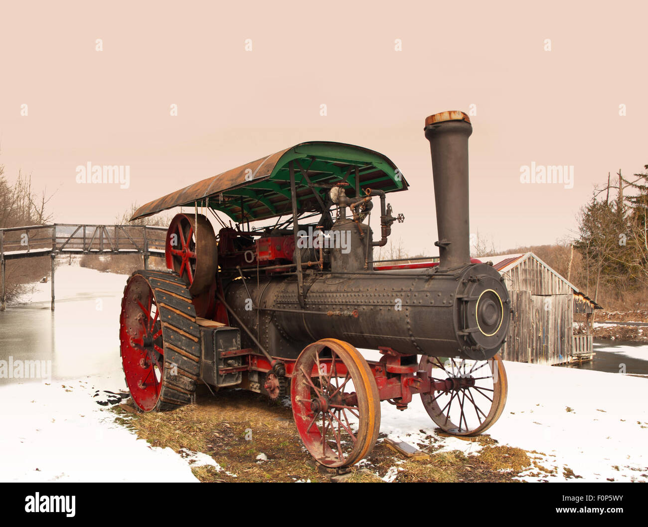 Antique steam engine hi-res stock photography and images - Alamy