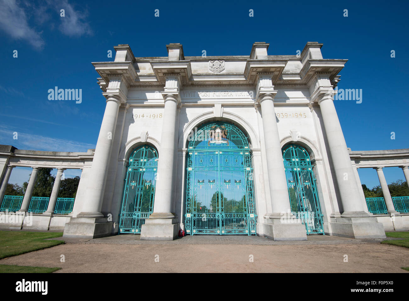 Victoria embankment notts hi-res stock photography and images - Alamy