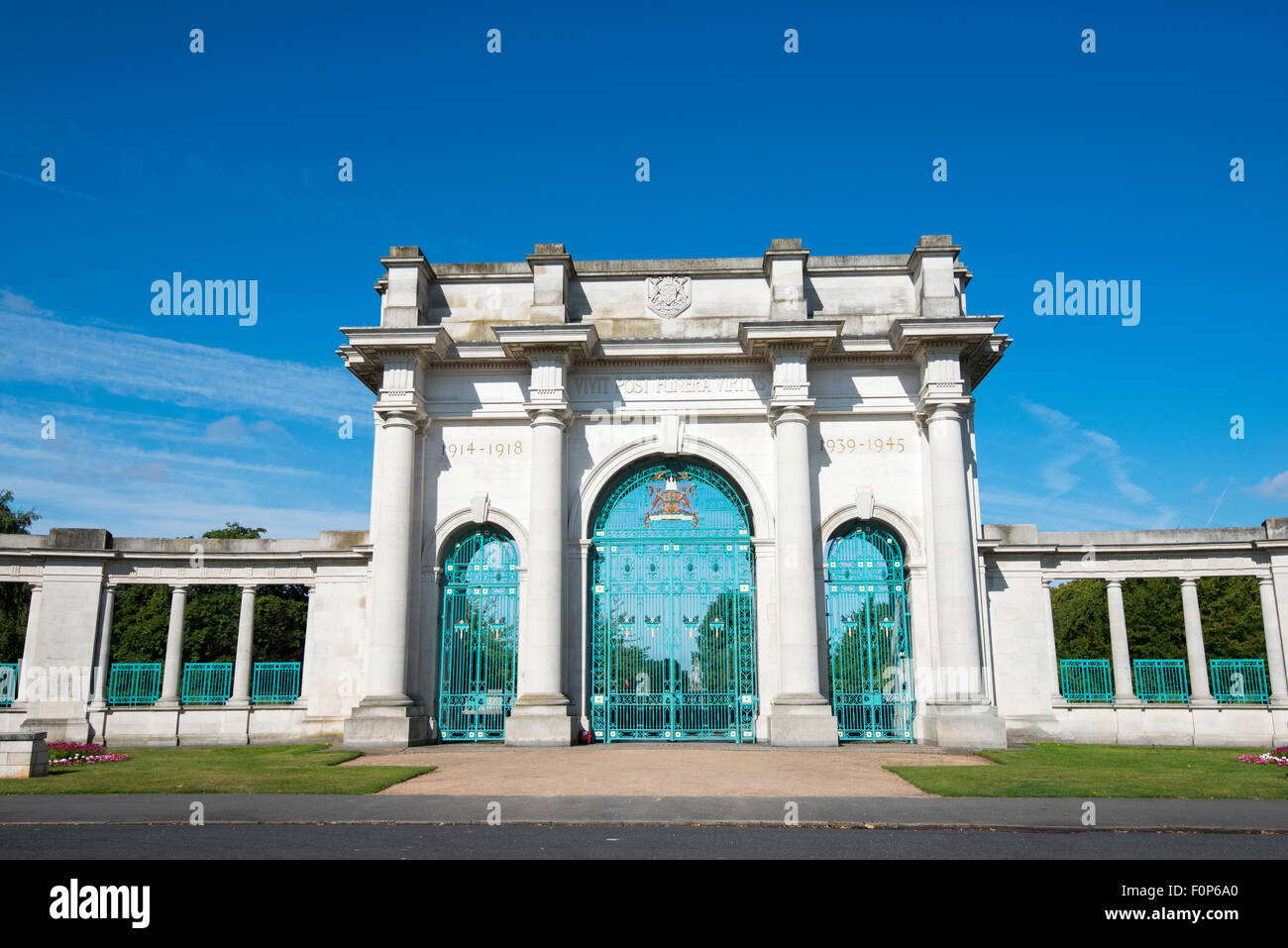 Victoria embankment notts hi-res stock photography and images - Alamy