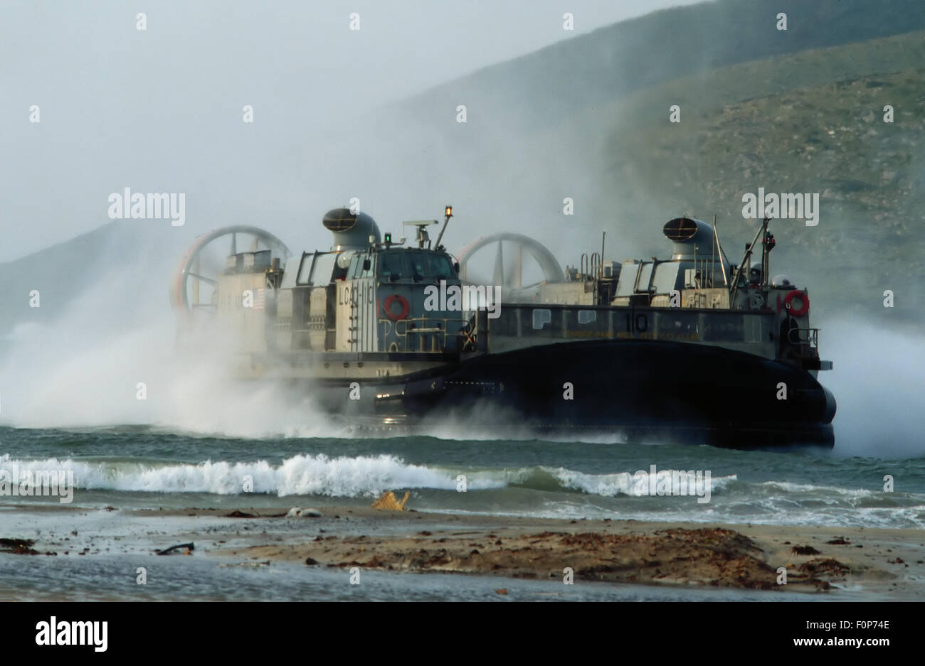 Us army landing craft hi-res stock photography and images - Alamy