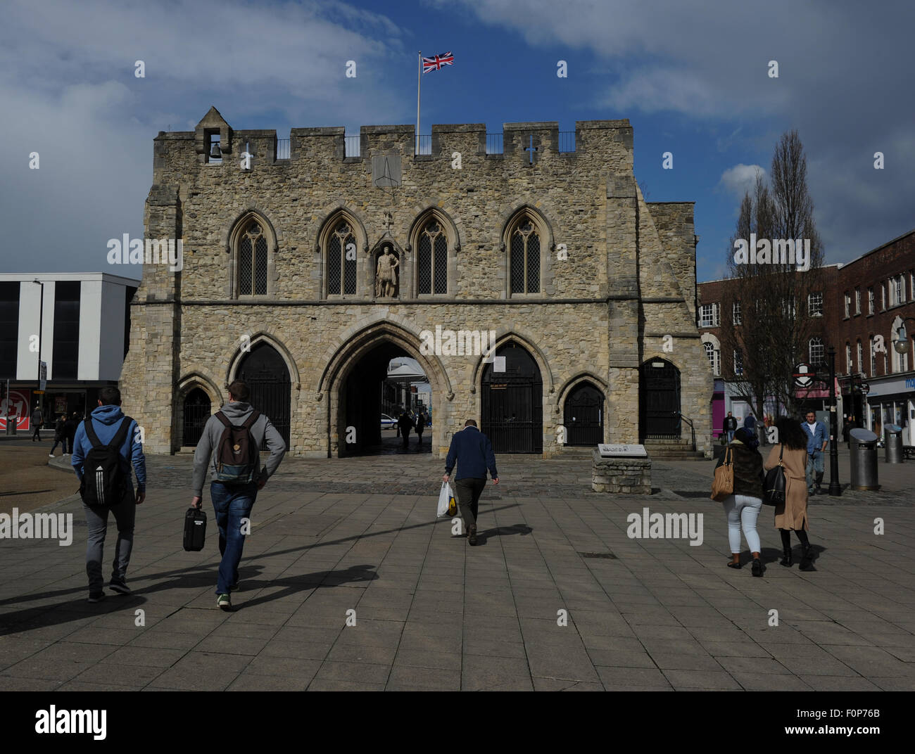 Southampton Bargate a grade 1 listed medieval gatehouse once the ...