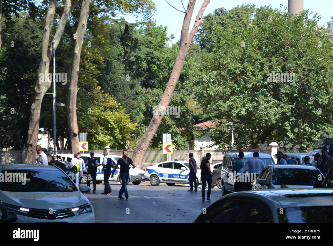 One policeman hi-res stock photography and images - Alamy