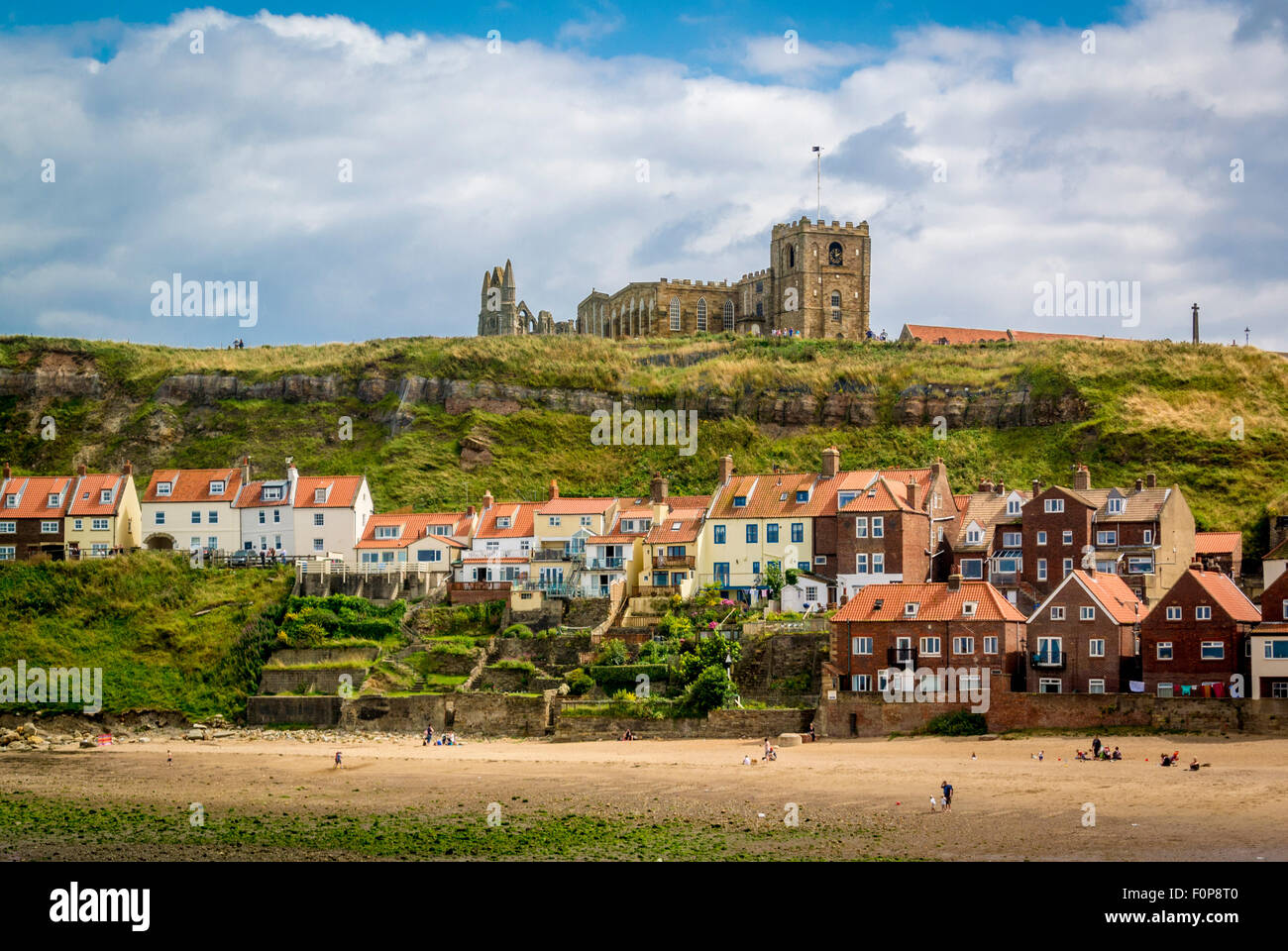 Whitby uk hi-res stock photography and images - Alamy
