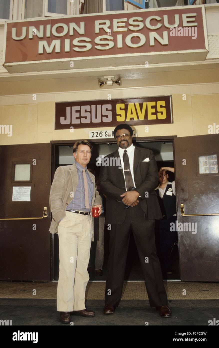 ROSEY GRIER with Martin Sheen at Union Rescue Mission in Los Angeles ...