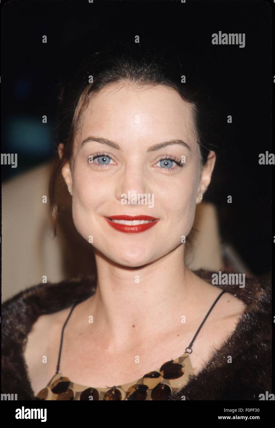 KIMBERLY WILLIAMS PAISLEY at Vanity Fair Oscar Party, Mortons 2001 ...