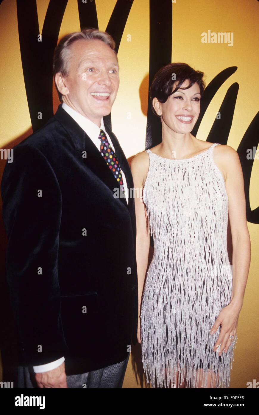 TERI HATCHER at Bob Mackie retrospective, F.I.T. 1999.k16701ps. © Paul ...