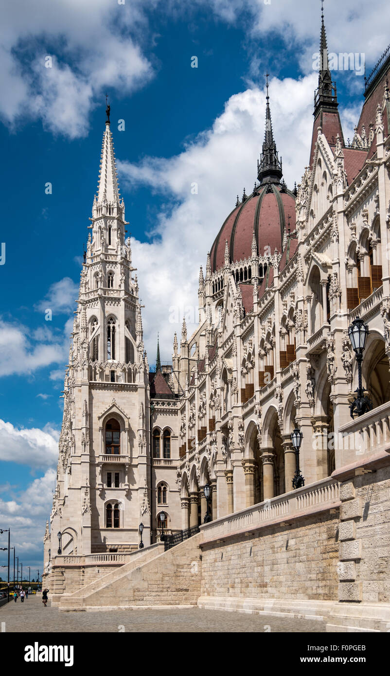Gothic renaissance building hi-res stock photography and images - Alamy