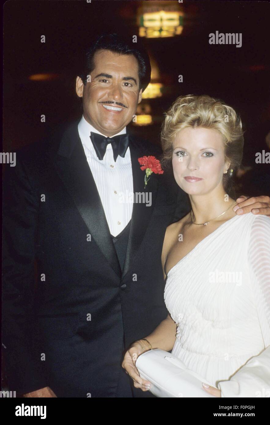 WAYNE NEWTON 1986.a0939.Supplied by Photos, inc. © Supplied By Globe ...