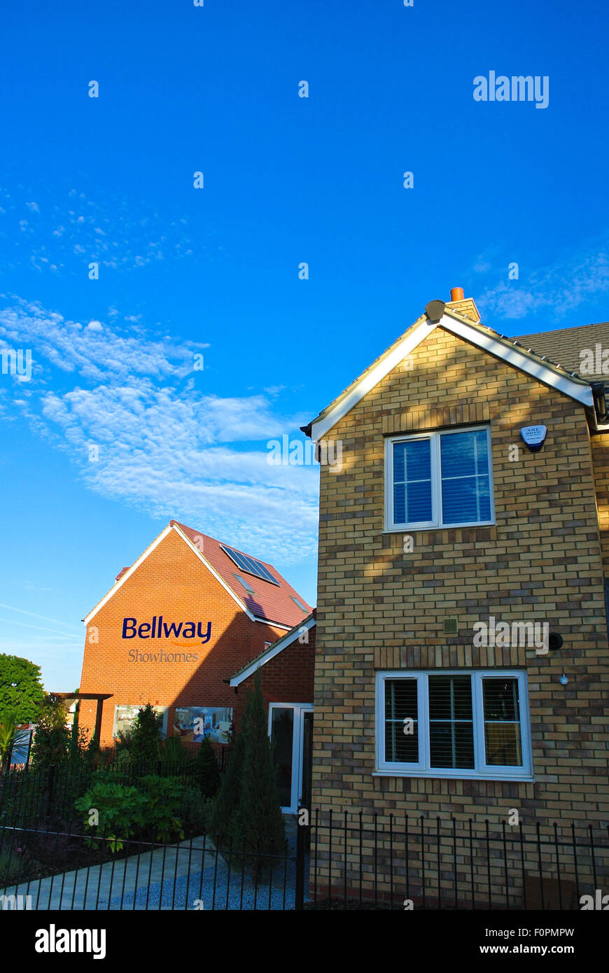 Bellway show homes hi-res stock photography and images - Alamy