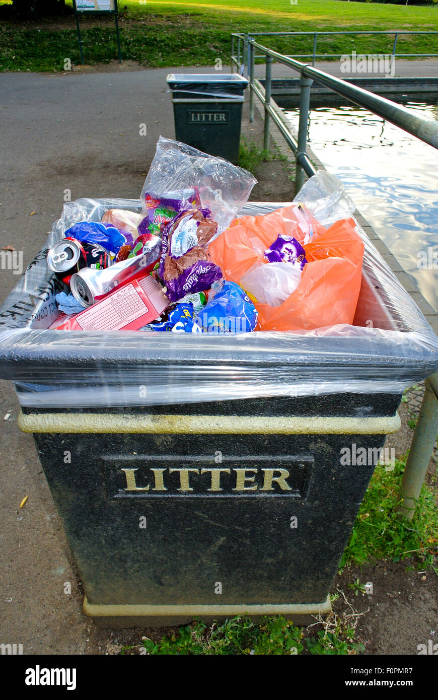 Rubbish trash bin Stock Photo - Alamy