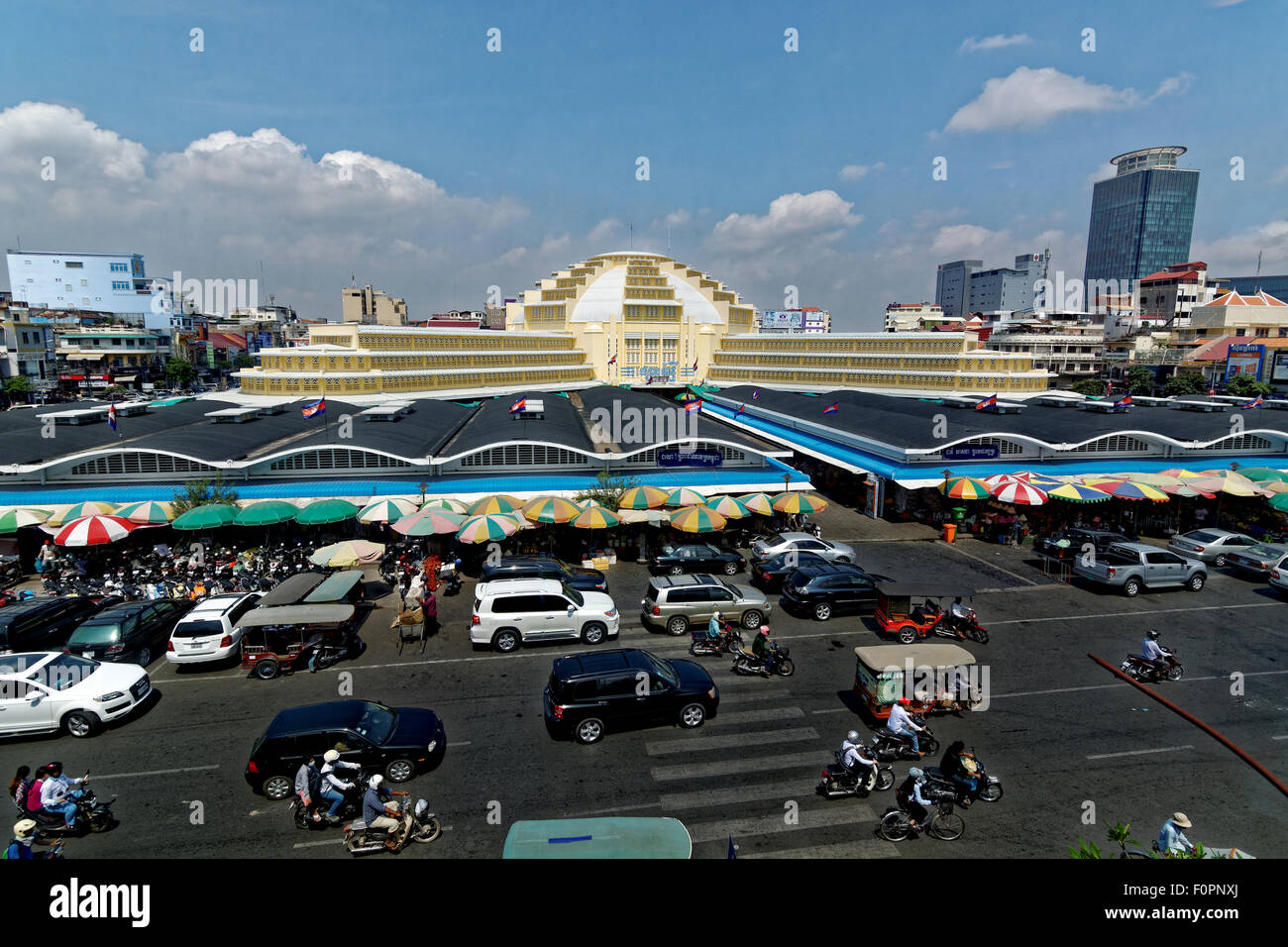 Central market clock phnom penh hi-res stock photography and images - Alamy