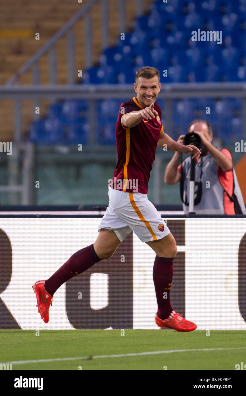 Edin Dzeko (Roma), AUGUST 14, 2015 - Football / Soccer : Edin Dzeko of ...
