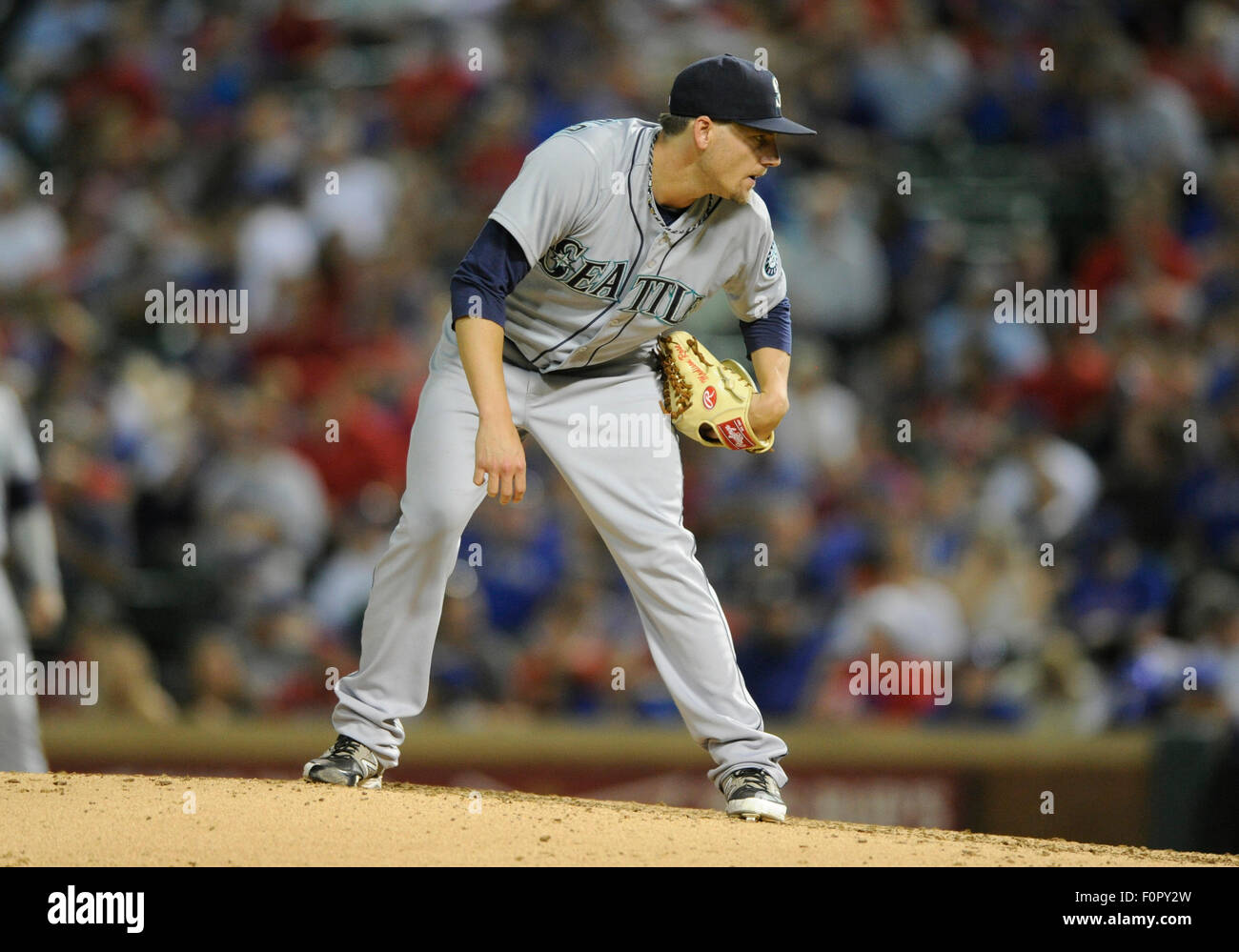 AUG 18, 2015: Seattle Mariners relief pitcher Danny Farquhar #40 during ...
