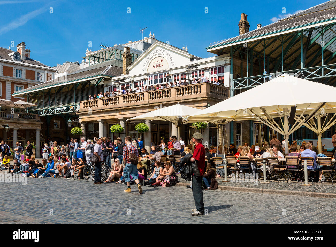Garden or terrace hi-res stock photography and images - Alamy