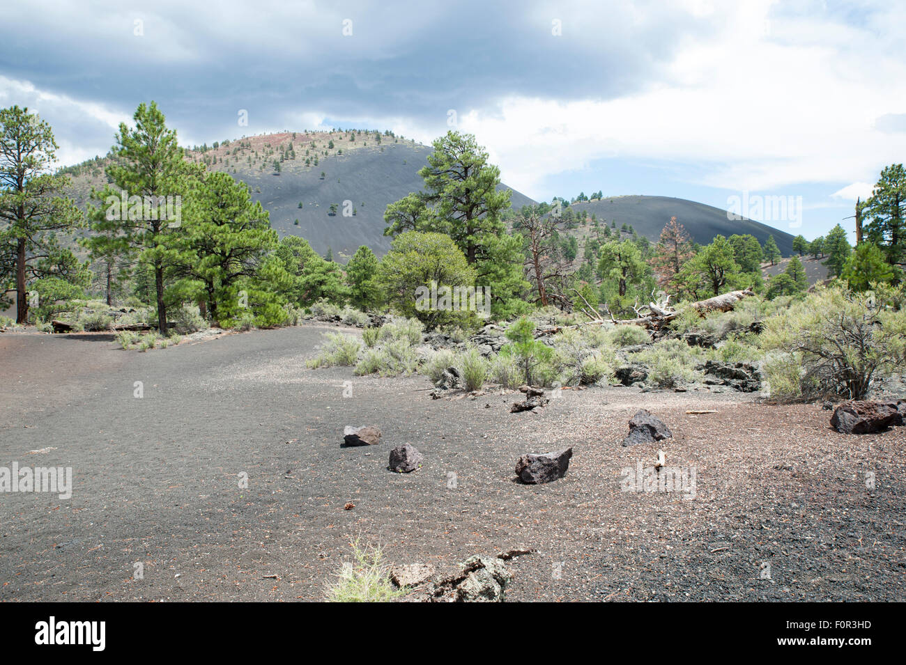 Flagstaff sunset volcano crater hi-res stock photography and images - Alamy