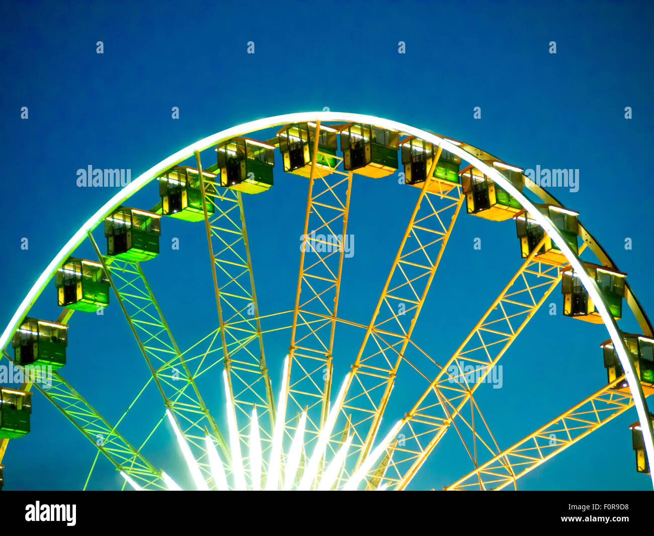 Detail And Silhouette of Ferris Wheel with Sun Set Stock Photo - Alamy