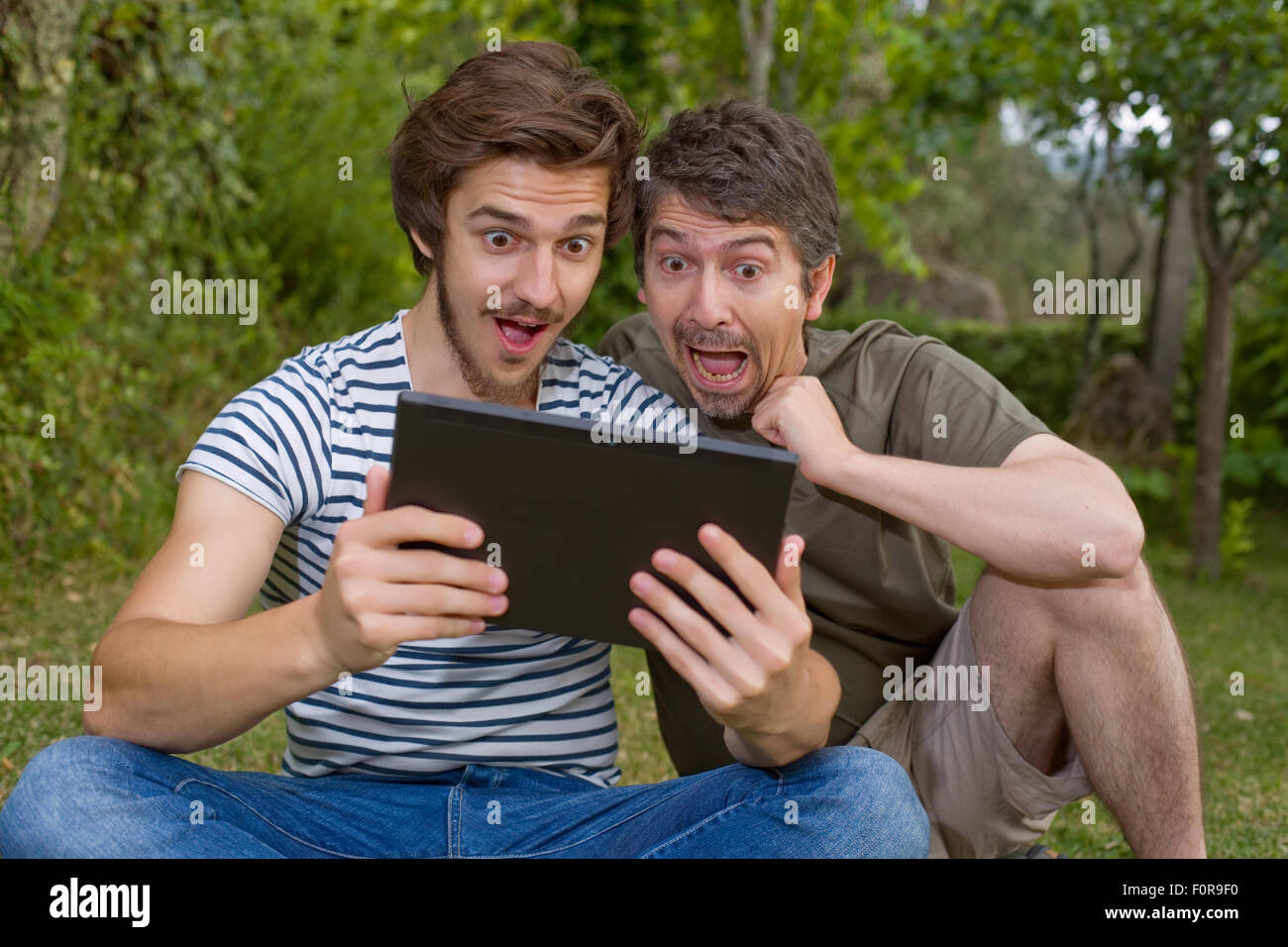Surprised men hi-res stock photography and images - Alamy
