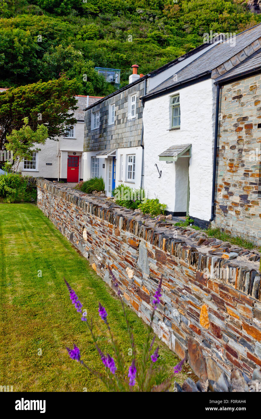 Row cottages hi-res stock photography and images - Alamy