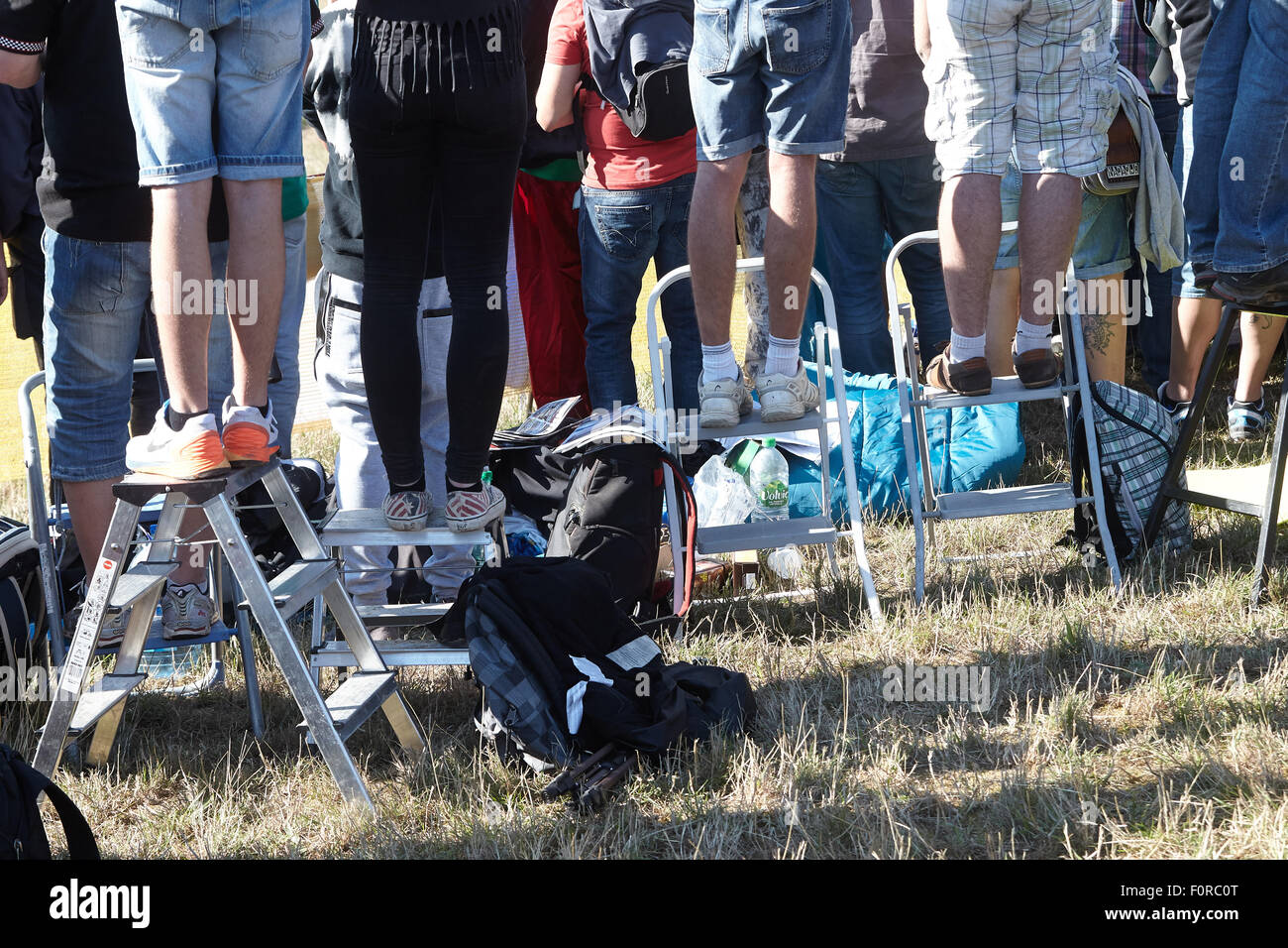 Konz, Germany. 20th Aug, 2015. Spectators stand at the shakedown near ...
