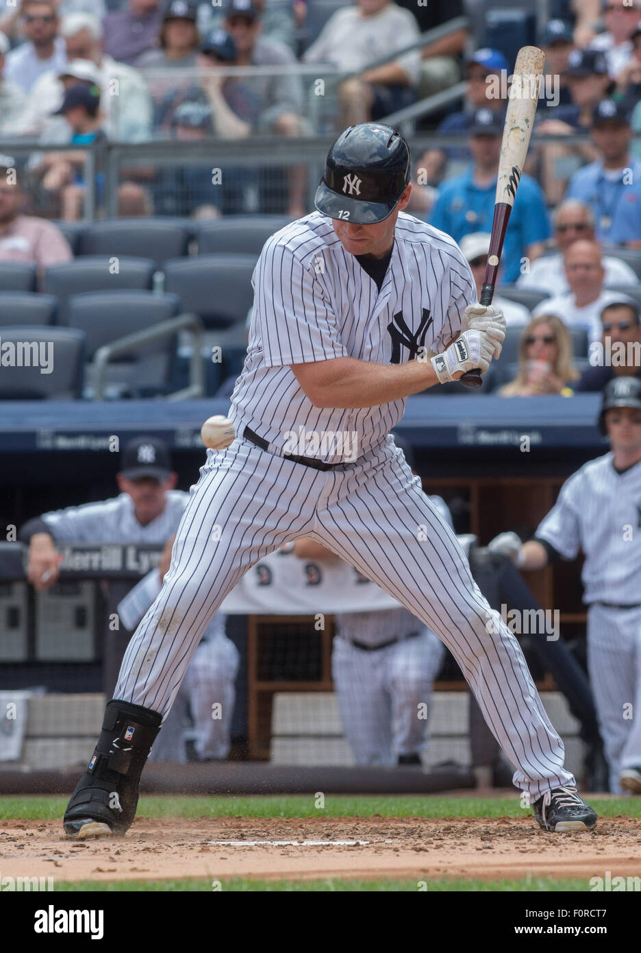 New York, New York, USA. 15th Jan, 2014. Yankees' CHASE HEADLEY is hit ...