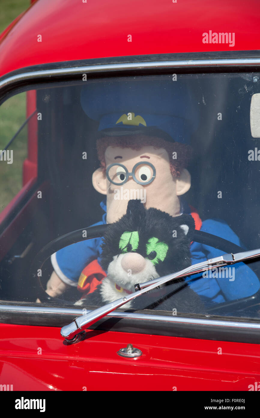 Royal Mail Postman Pat Stock Photos & Royal Mail Postman Pat Stock ...