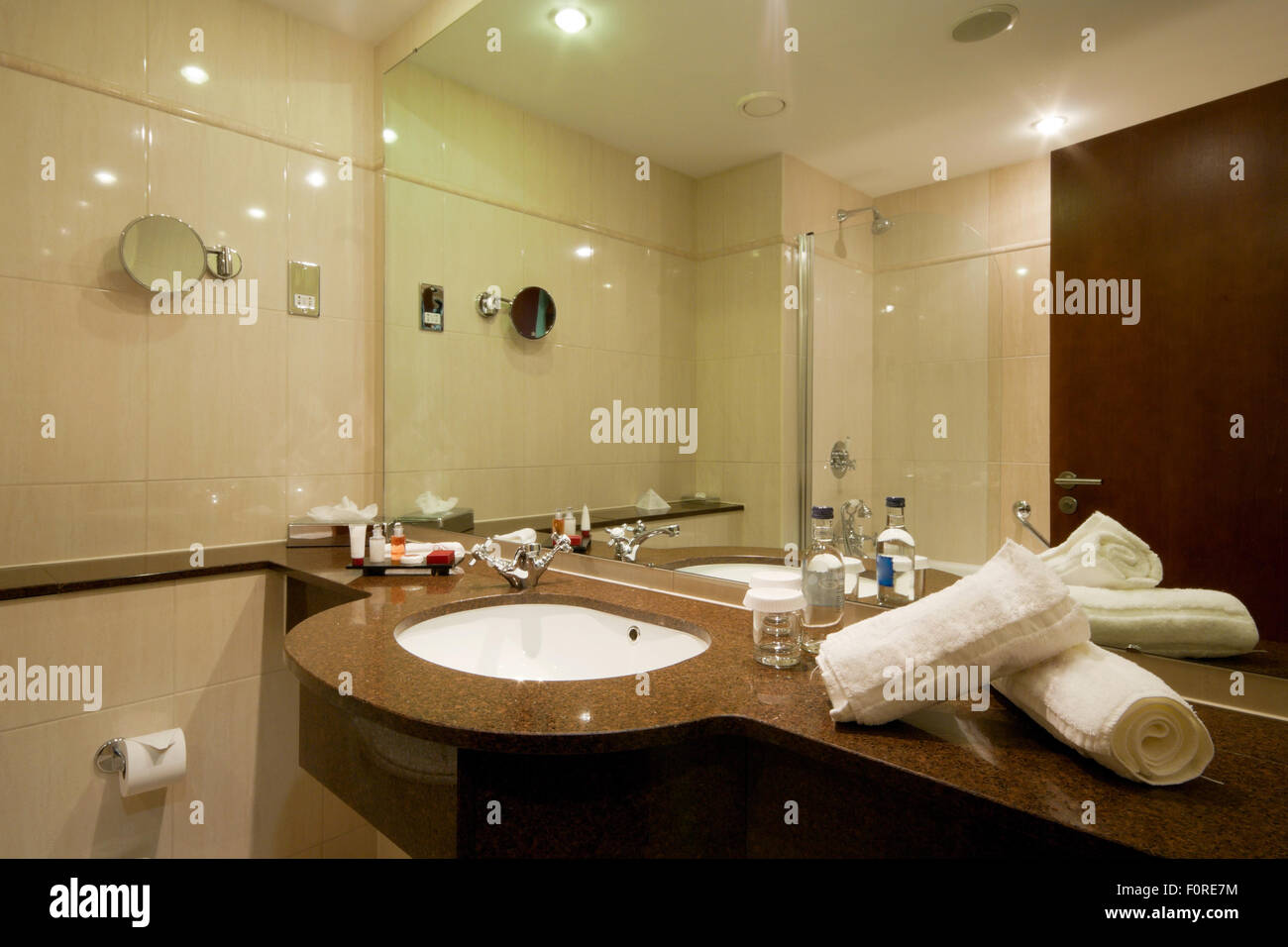 Modern tap bath hi-res stock photography and images - Alamy