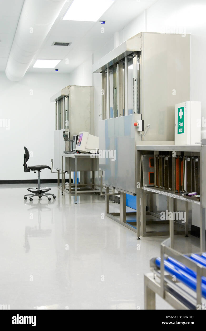 Clean room interior with equipment Stock Photo - Alamy