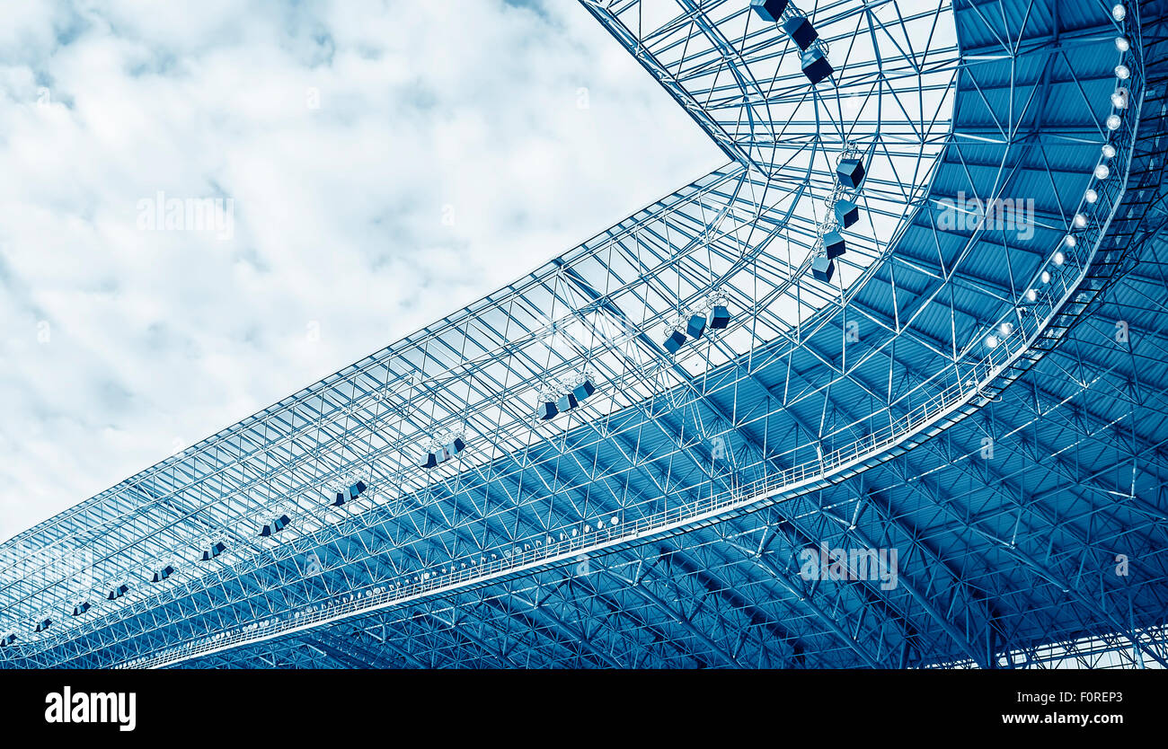 Construction of the stadium roof Stock Photo - Alamy