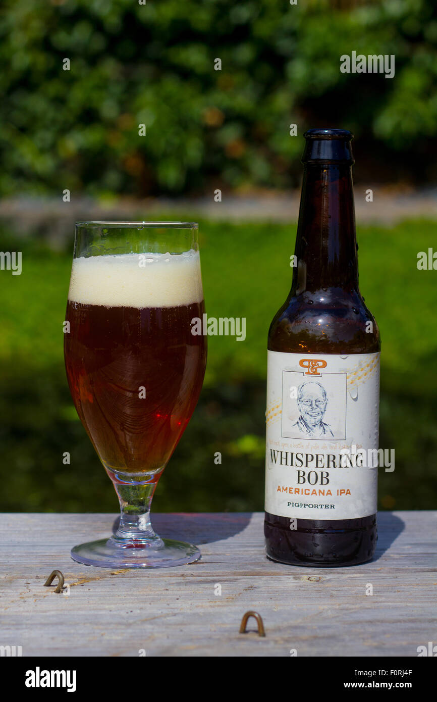 American pale ale hi-res stock photography and images - Alamy