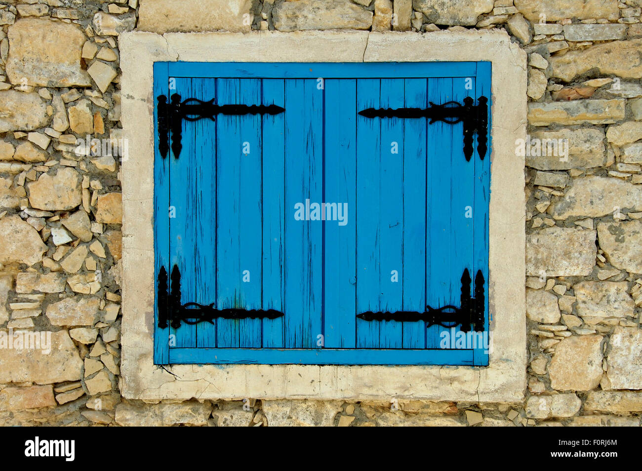old blue shutter Stock Photo - Alamy