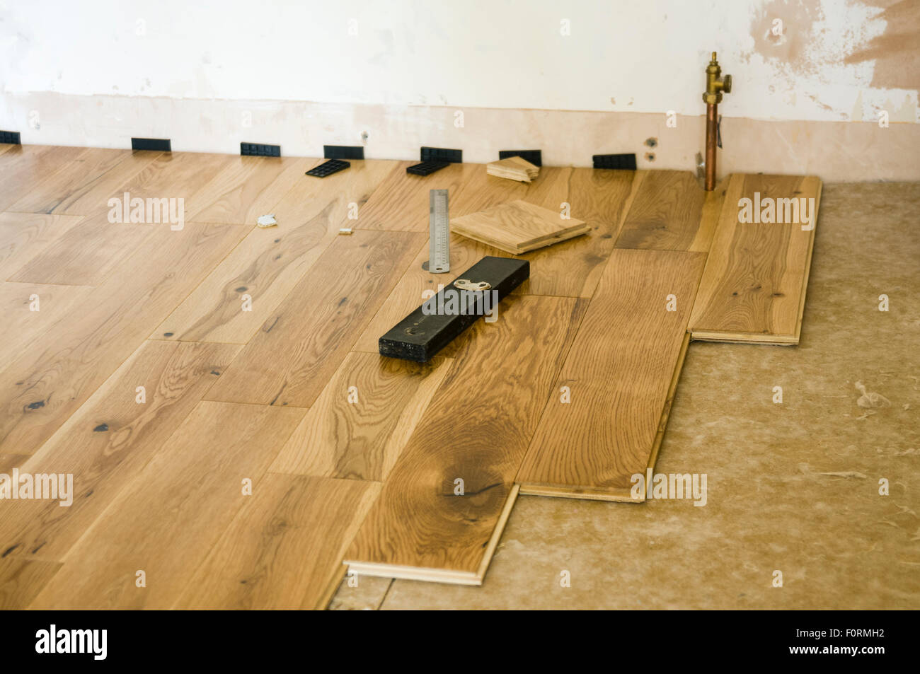 Installing wooden planks hi-res stock photography and images - Alamy