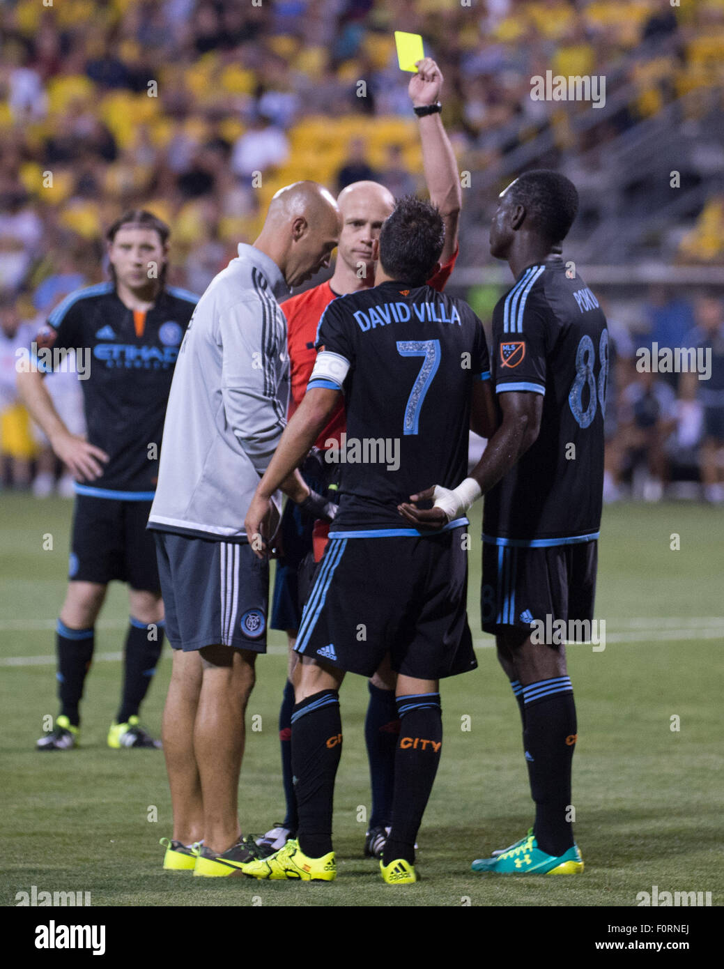 Columbus, Ohio, USA. 19th August, 2015. Referee Allen Chapman shows New ...