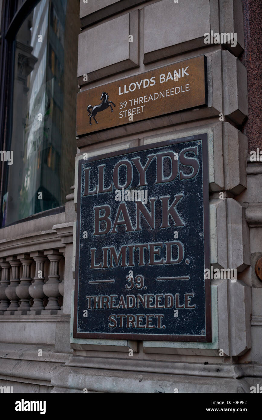 Threadneedle st hi-res stock photography and images - Alamy